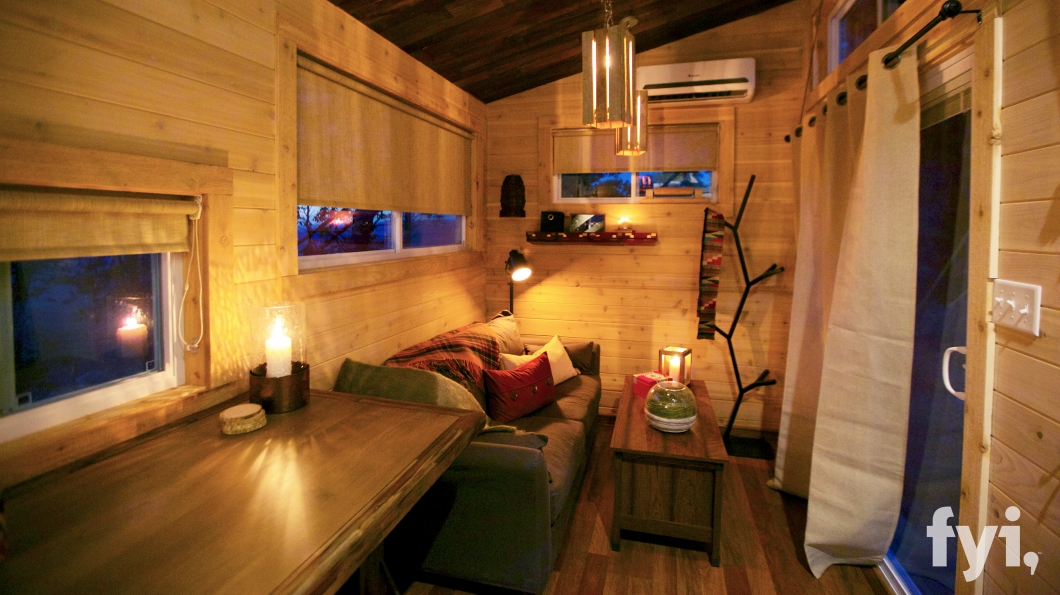 Tiny House Coziness : r/CozyPlaces